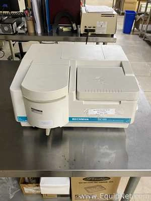 Beckman DU 520 UV Vis Spectrometer | LabX.com