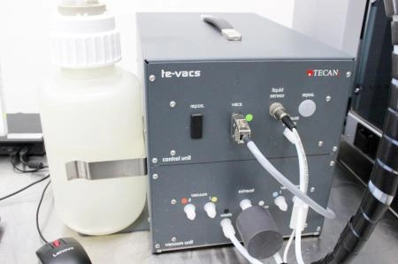 Tecan Freedom EVO 200 Liquid Handler w/ Dongle, Hydrospeed & Infinite ...