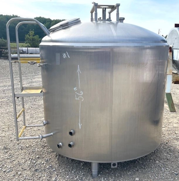 1000 Gallon Sanitary Stainless Steel Tank. | LabX.com