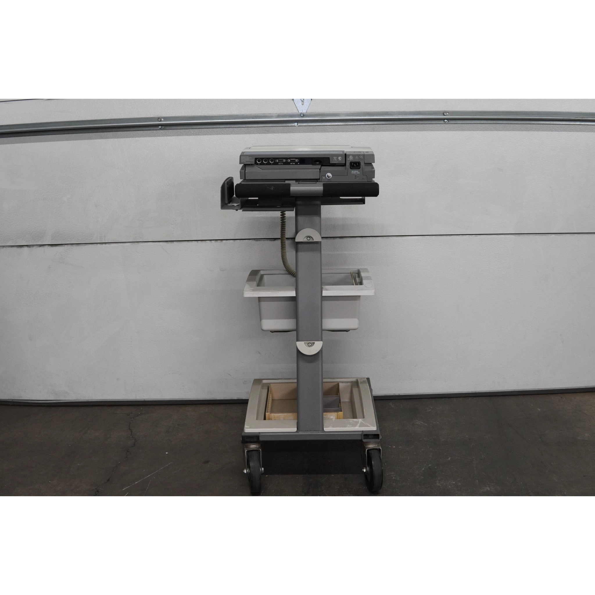 GE MAC 5500 HD W/Stand | LabX.com
