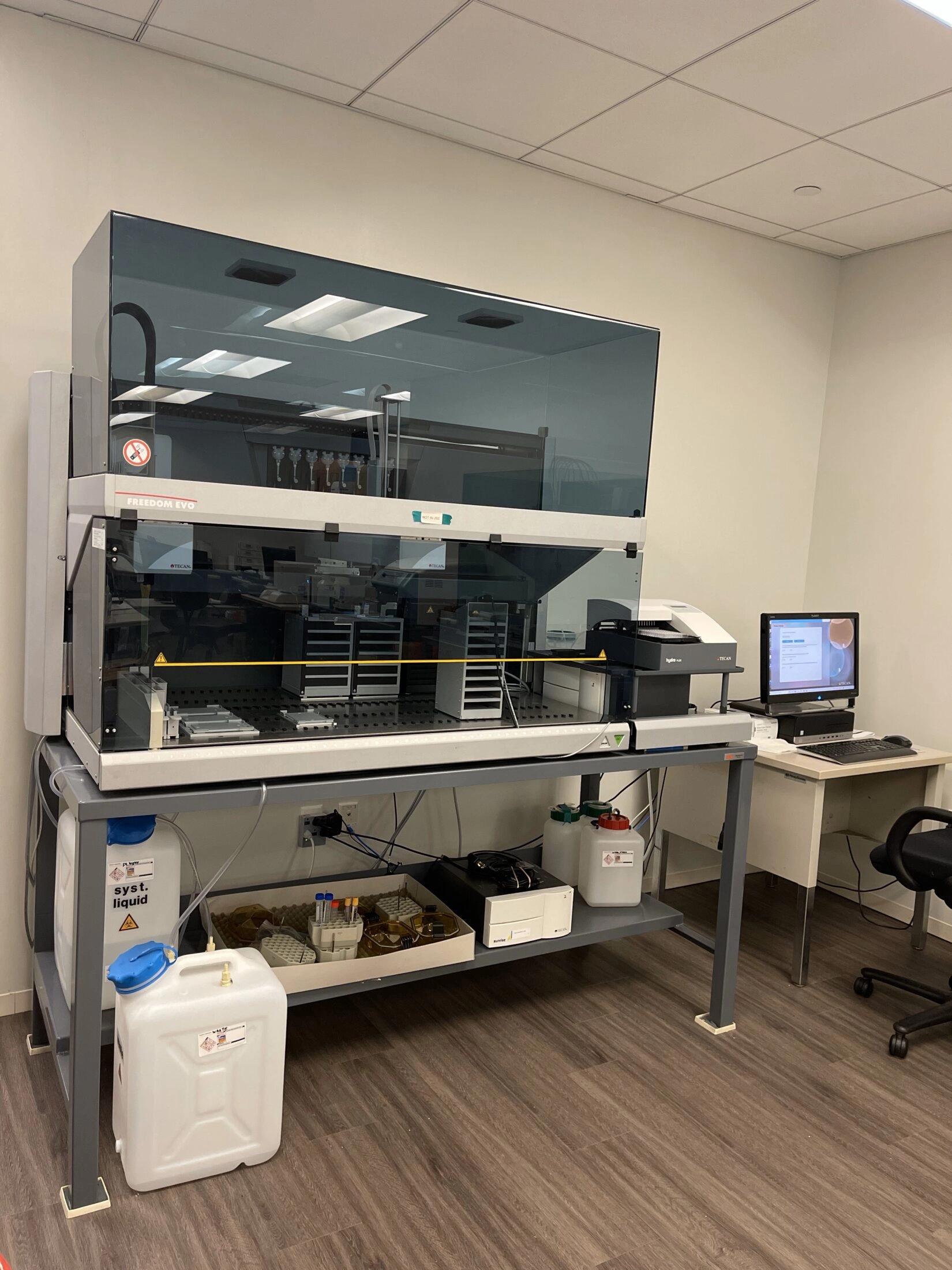 Tecan Liquid Handler