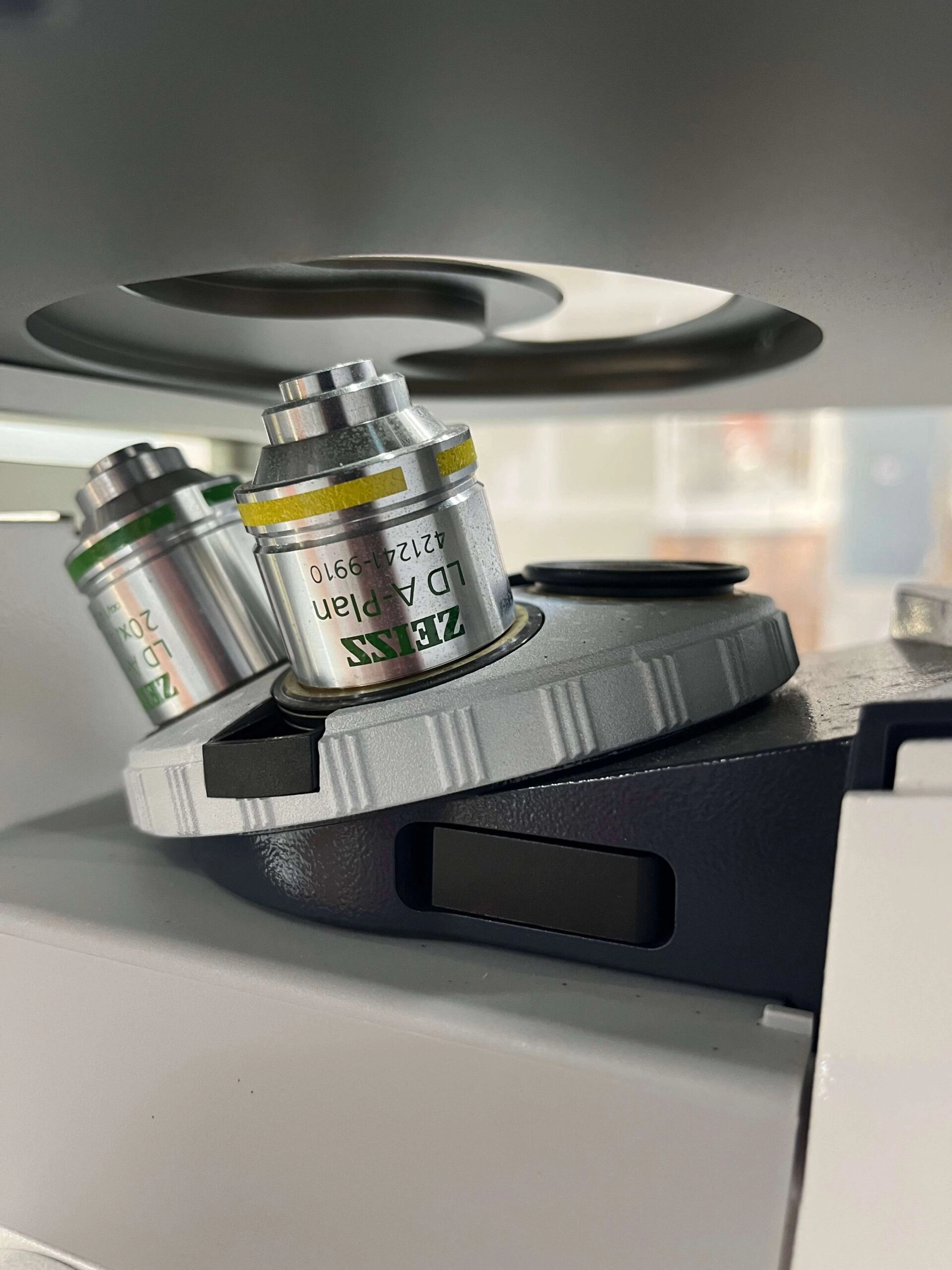 Zeiss Inverted Microscope Axio Vert.A1 | LabX.com