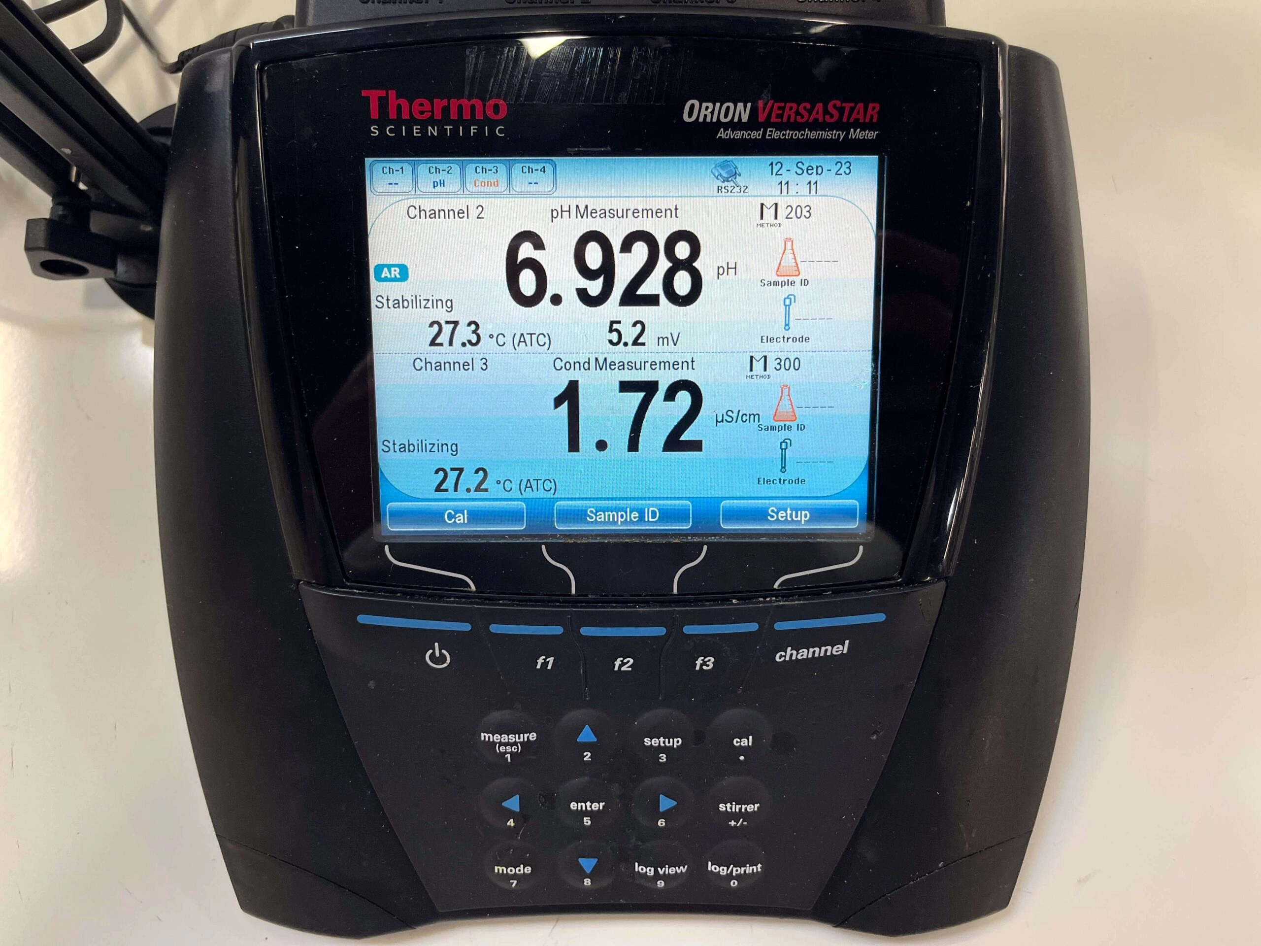 Thermo Scientific Advanced Electrochemistry Meter Orion VERSASTAR ...