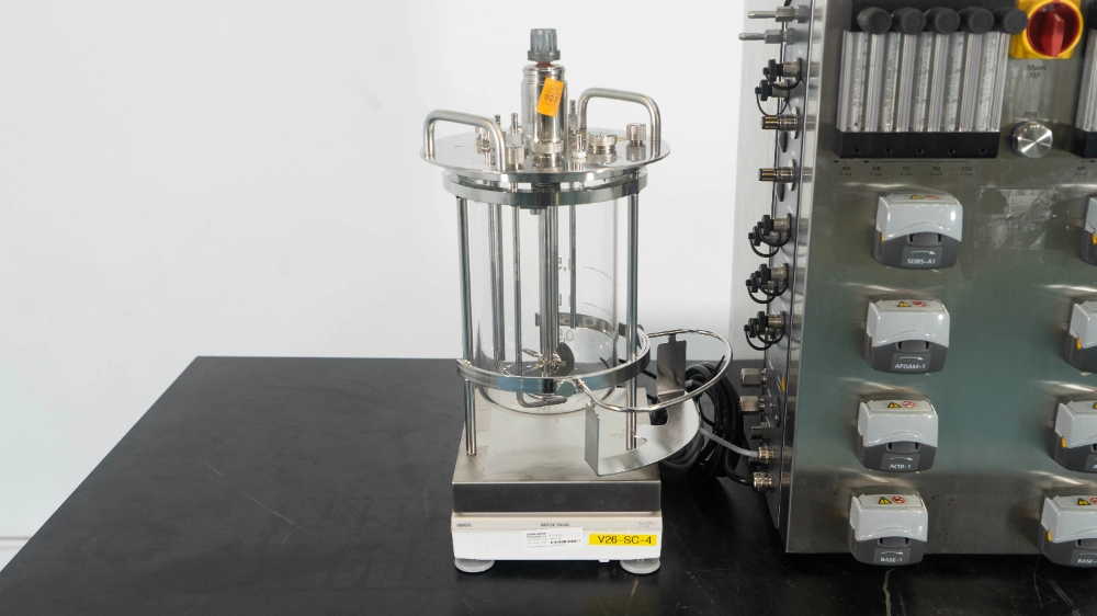 Sartorius BioStat B Dual Bioreactor System | LabX.com