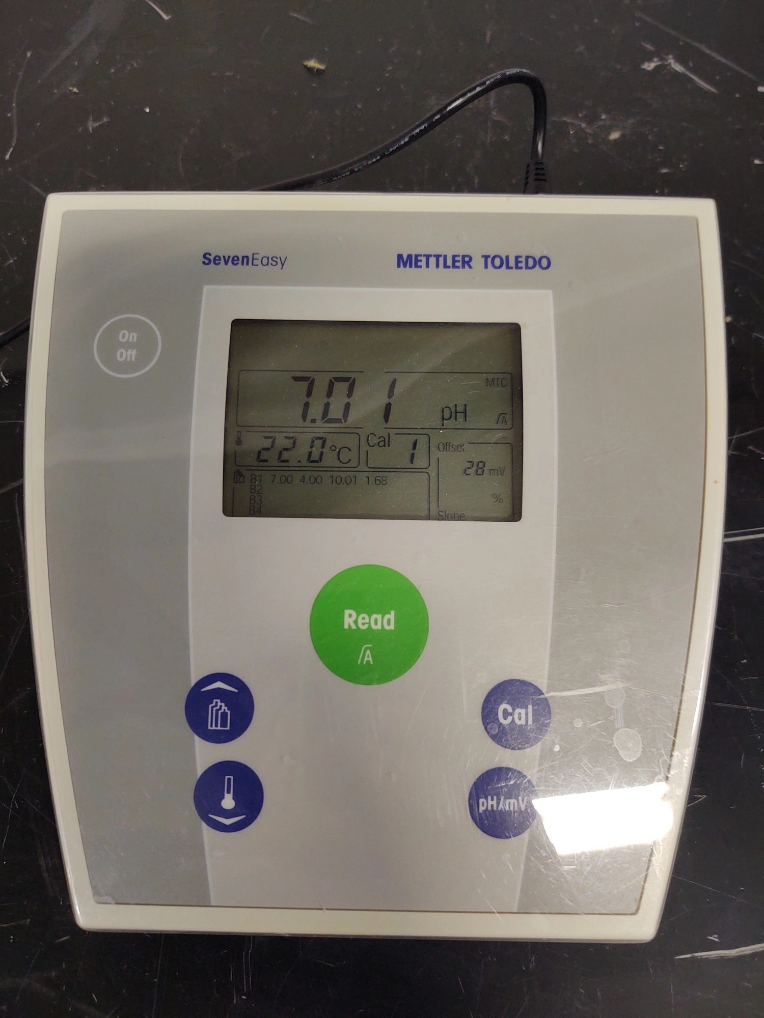 Mettler Toledo SevenEasy Digital pH Meter w/ PSU 8603 Monitor | LabX.com