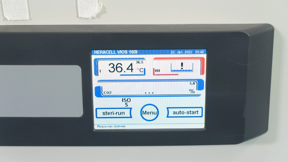 Thermo HERAcell Vios 160i CO2 Incubator | LabX.com
