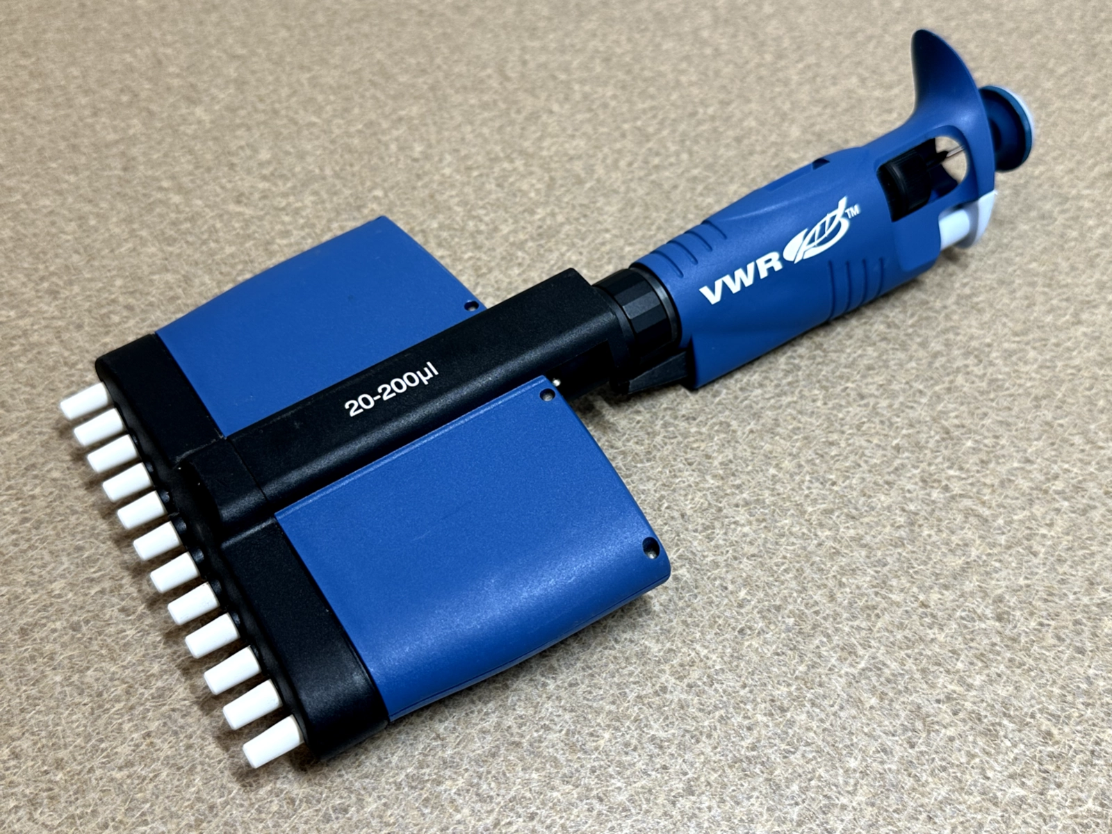 VWR ERGONOMIC HIGH Performance 12 Channel Pipette 1 10 Ul 45 OFF VWR ERGONOMIC HIGH Performance 12 Channel Pipette 1 10 Ul 45 OFF