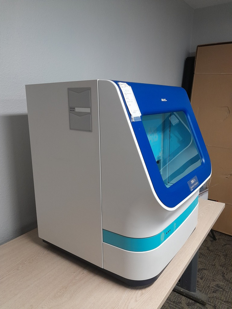Applied Biosystems 3500 Dx Genetic Analyzer | LabX.com