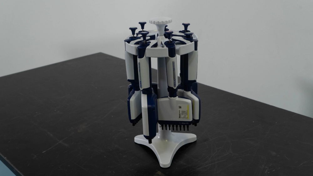 Rainin Pipet-Lite XLS MultiChannel Pipettes - Quantity 7 w/ Stand ...