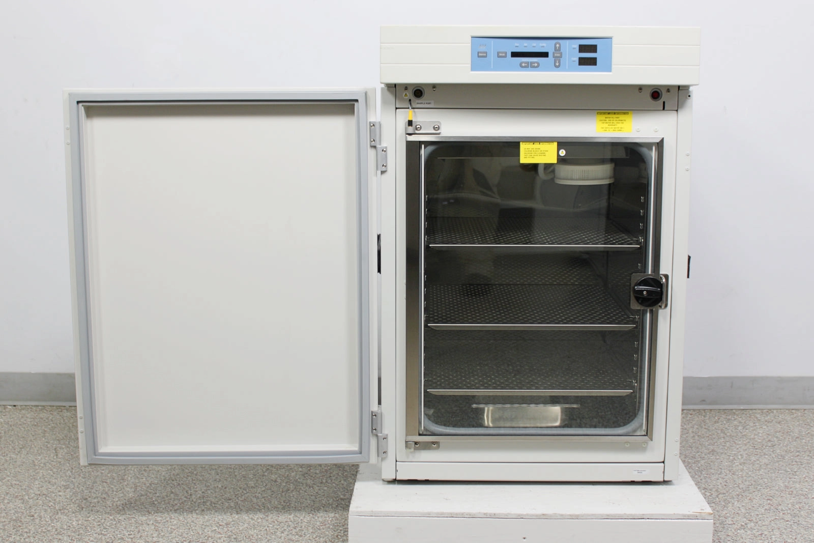 Thermo Scientific 3120 Forma Series II Water Jacket CO2 Incubator 3110 ...