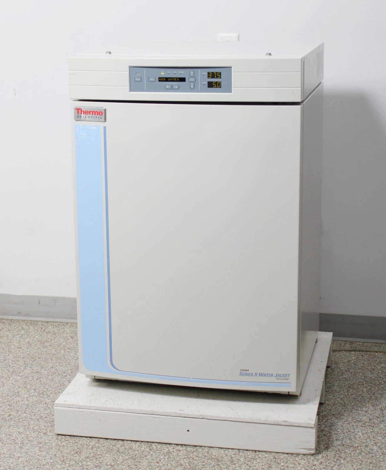 Thermo Scientific 3110 Forma Series II Water Jacketed CO2 Incubator w ...