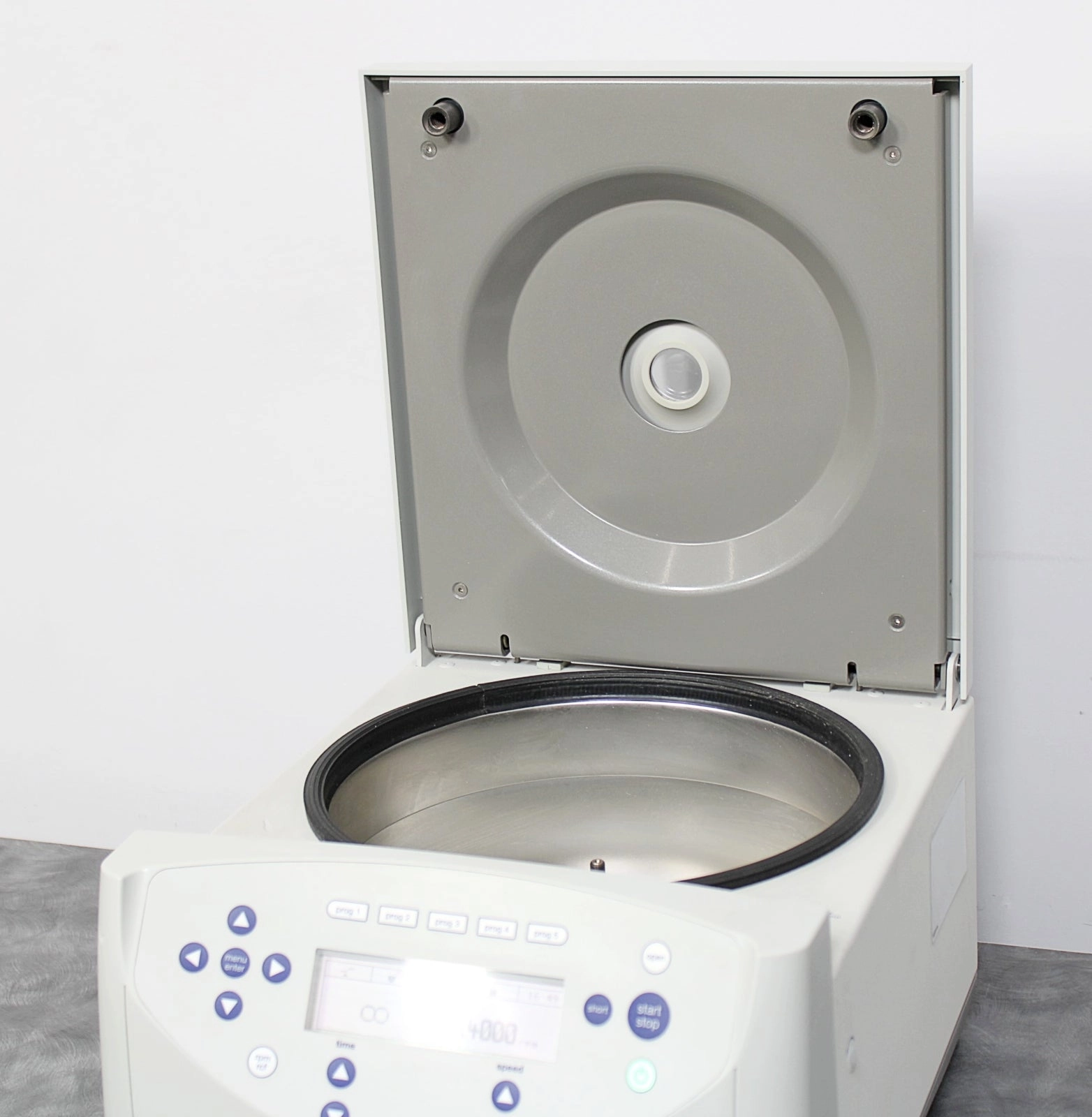 Eppendorf 5430 High-Speed Benchtop Centrifuge 5427 | LabX.com