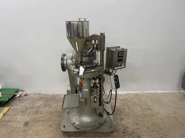 Key International / Cadmach DC16 Station D-Tooled Rotary Tablet Press ...