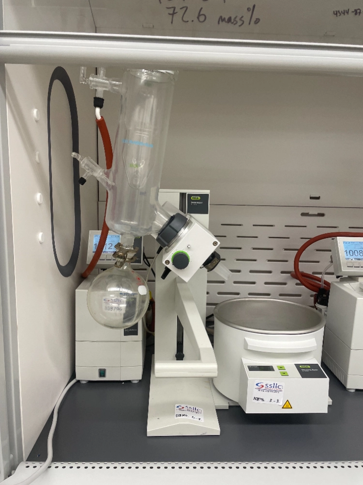 Buchi R-100 Rotavapor Rotary Evaporator | LabX.com