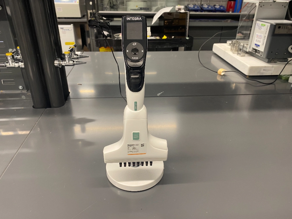 Integra 300ul Multichannel Pipette w/ Stand | LabX.com