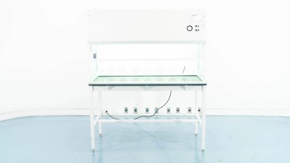 Kewaunee Interceptor 4' Vertical Laminar Flow Hood | LabX.com