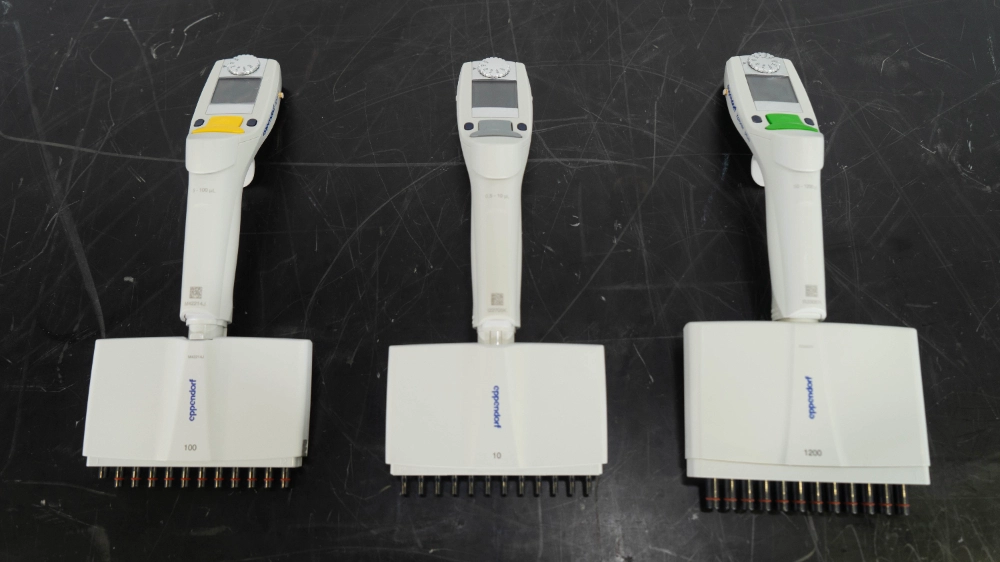 Eppendorf Multichannel Pipettes - Quantity 3 | LabX.com