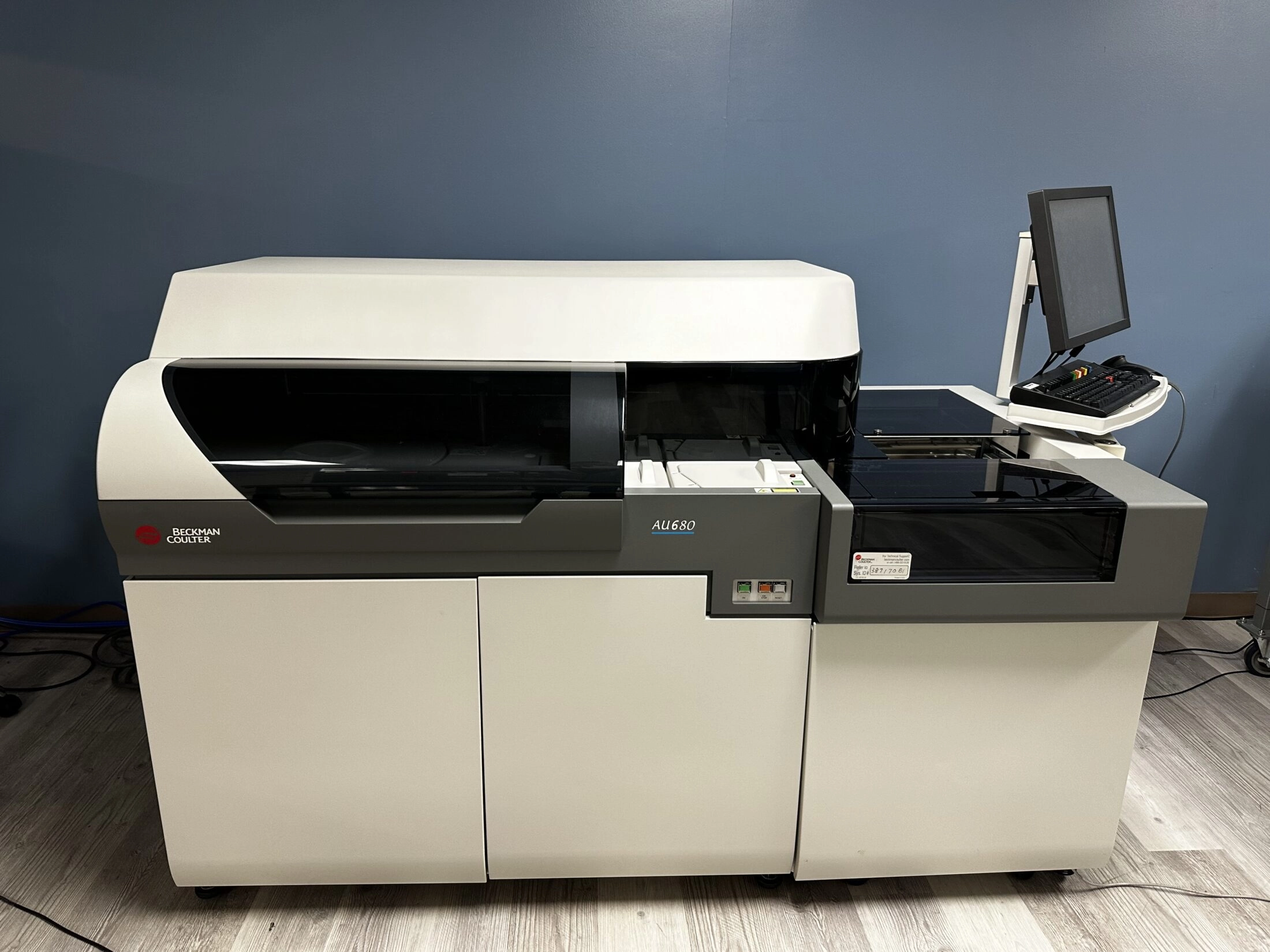 Beckman Chemistry Analyzers For Sale and Auction