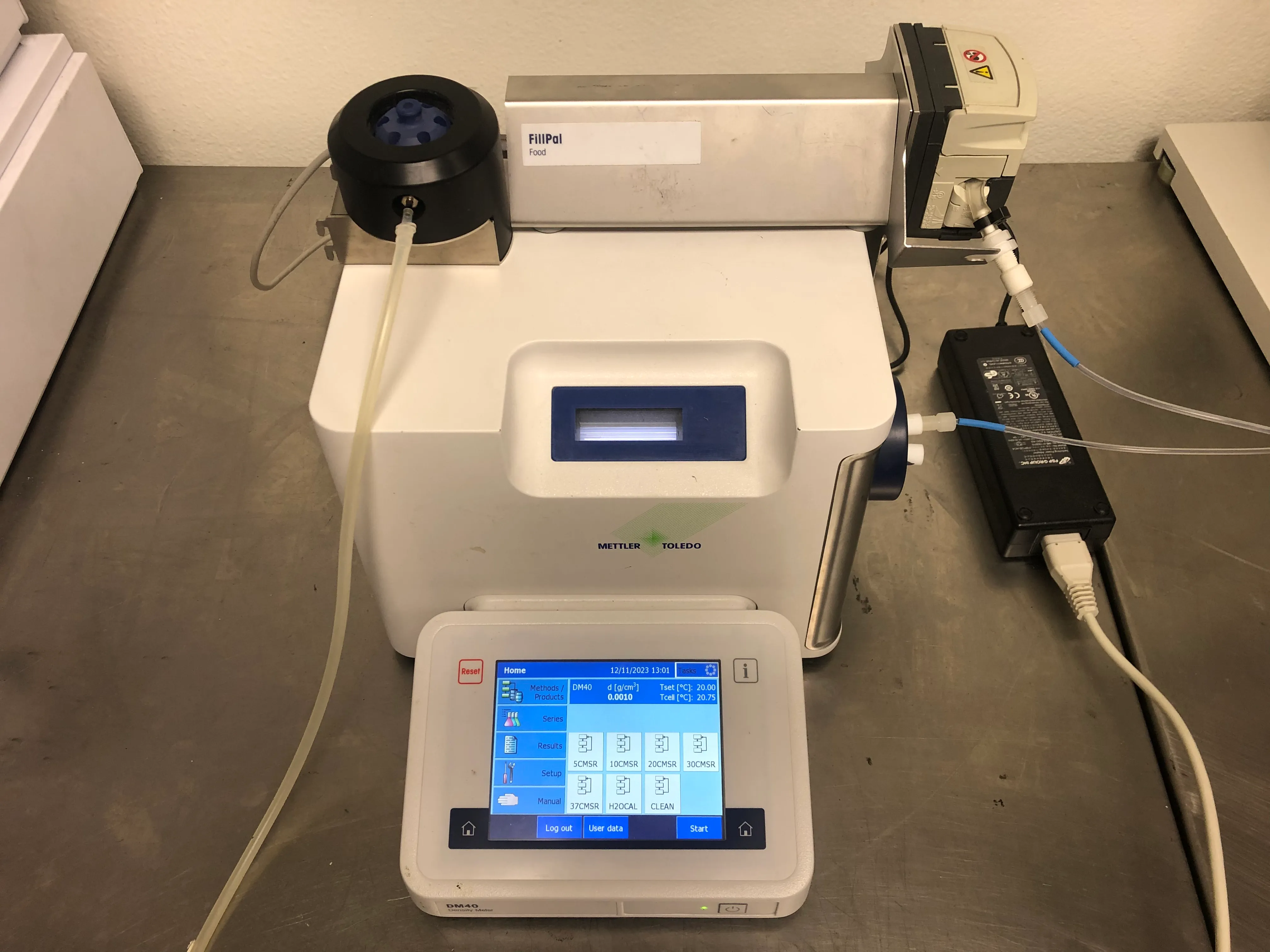 Mettler Toledo DM40 LiquiPhysics Excellence Density Meter | LabX.com