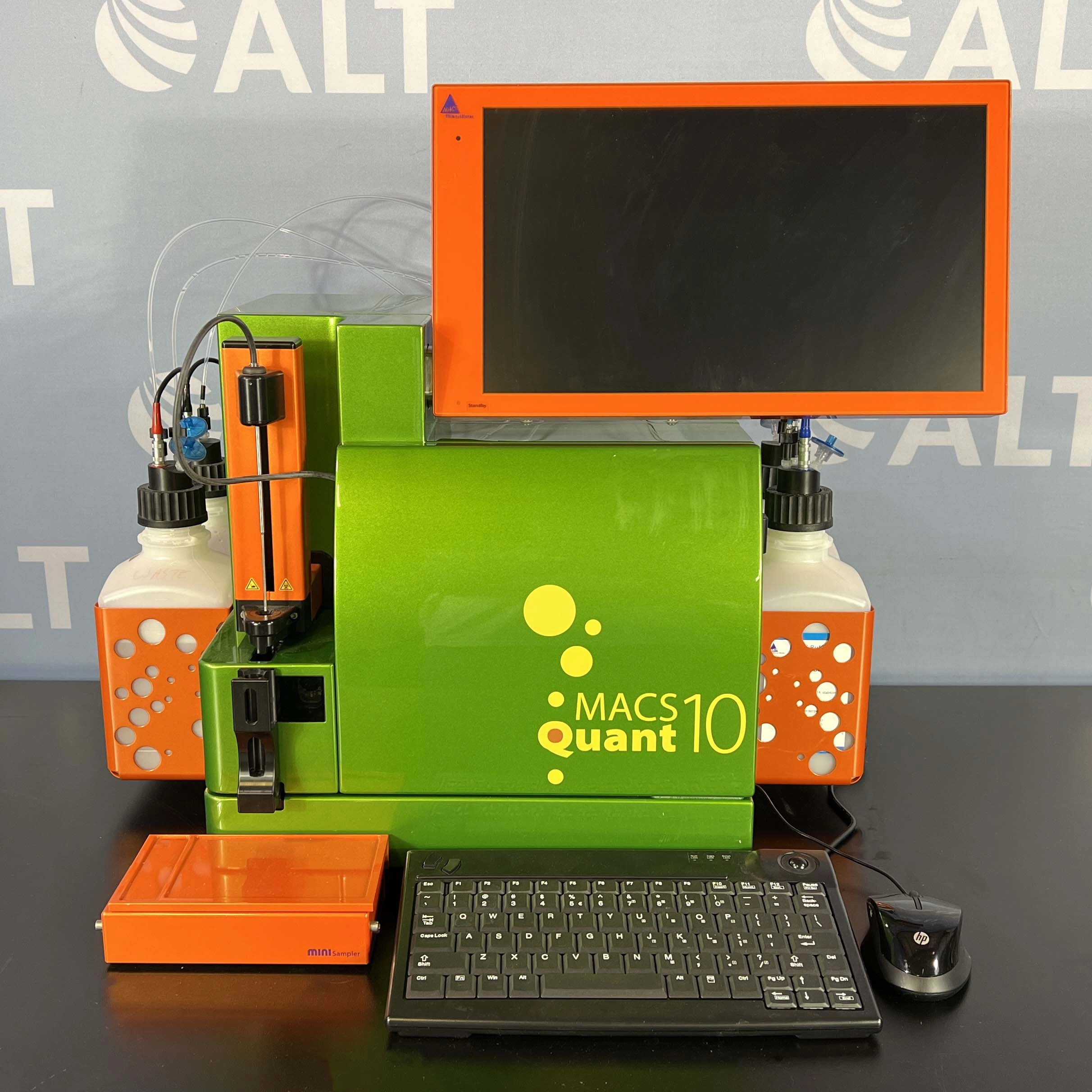 Miltenyi Biotec MacsQuant 10 Analyzer Flow Cytometer | LabX.com