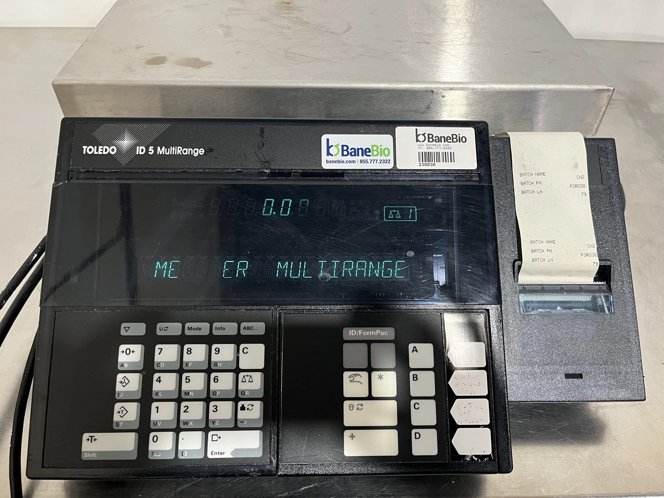 Mettler Toledo MultiRange Display with Scale ID5 | LabX.com