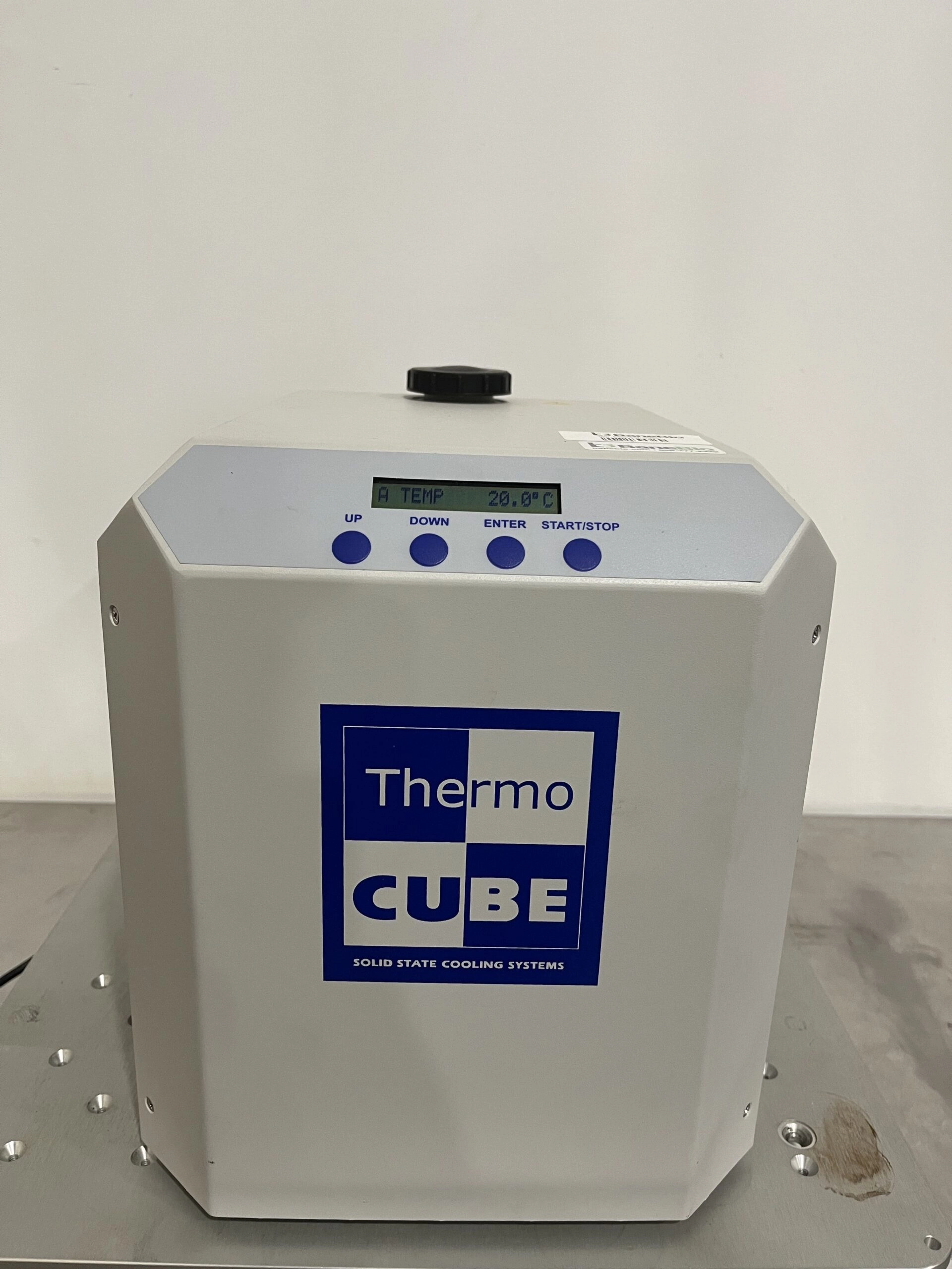 Solid State Cooling Systems Chiller Liquid Cooling System ThermoCube ...