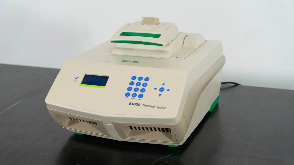 Bio-Rad S1000 Thermal Cycler | LabX.com
