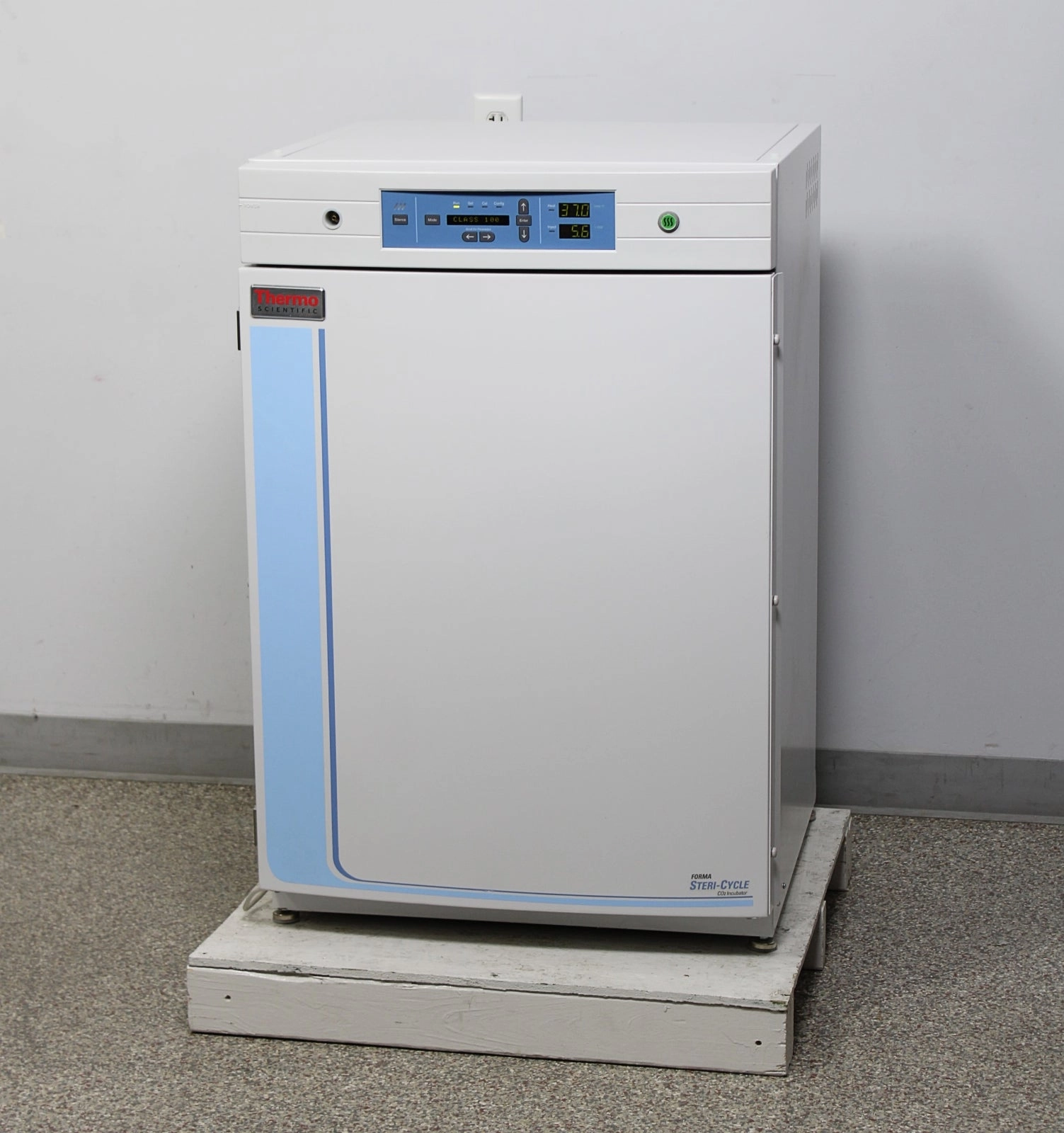 Thermo Scientific Forma Steri-Cycle 370 Stainless Steel CO2 Incubator w ...