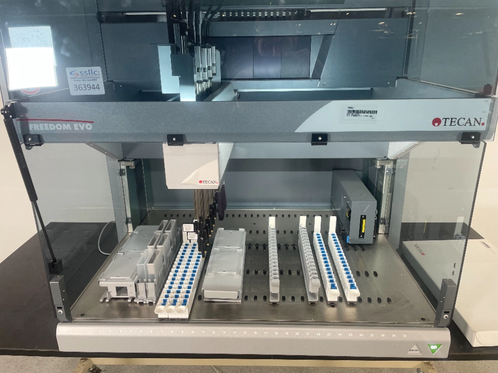 Unused Tecan Freedom Evo Liquid Handler | LabX.com