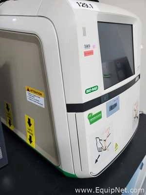Bio Rad ChemiDoc MP Imaging System And A Universal Hood III | LabX.com
