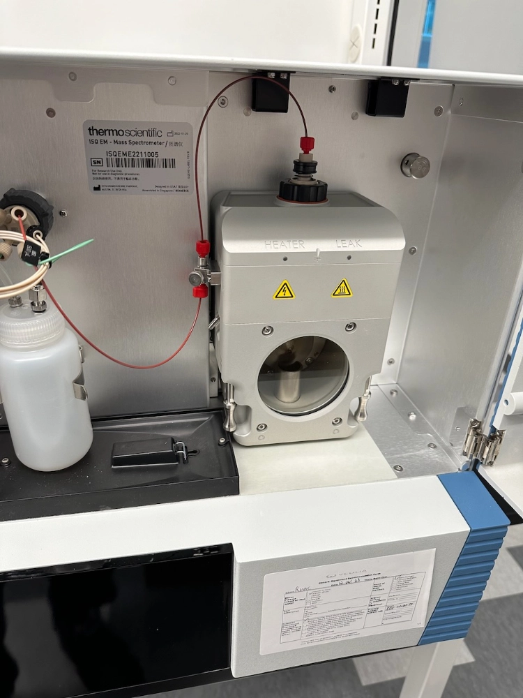 2022 Thermo ISQ EM Single Quadrupole Mass Spectrometer | LabX.com