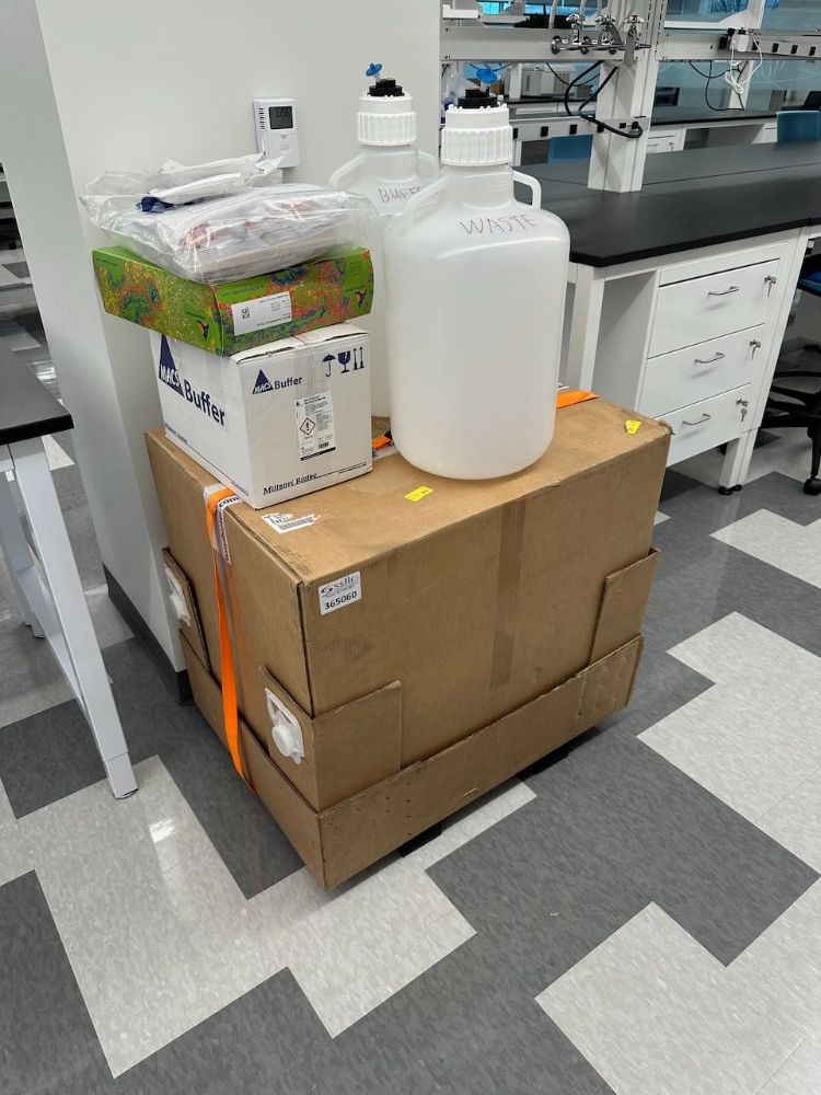 Miltenyi MACSQuant 10 Flow Cytometer | LabX.com