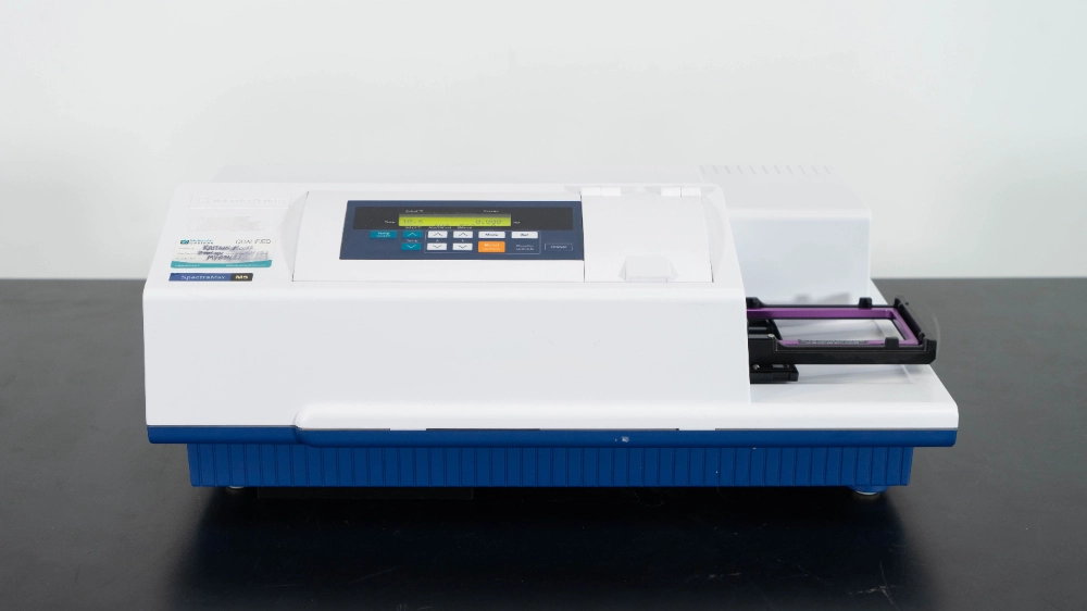 Molecular Devices Microplate Reader
