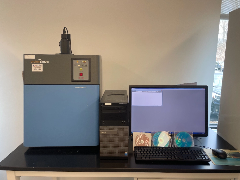 ProteinSimple AlphaImager HP Imaging System | LabX.com