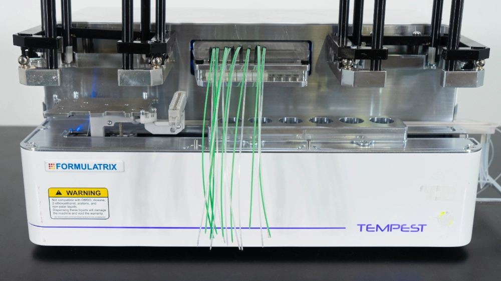 Formulatrix TempestV3 Liquid Handler | LabX.com
