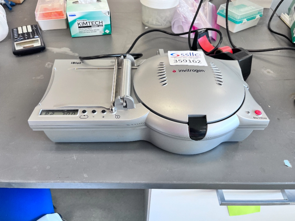 Invitrogen iBlot | LabX.com