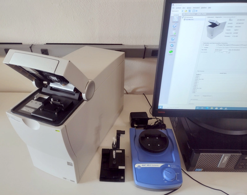 Agilent G2938B 2100 Bioanalyzer Automated Electrophoresis ChipReader ...