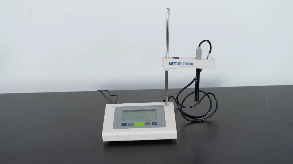 Mettler Toledo FiveEasy Ph/mV Meter | LabX.com