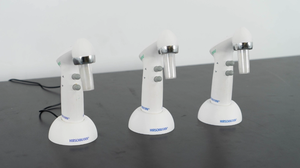 HIRSCHMANN Pipetus Pipette Controllers-Quantity 3 | LabX.com
