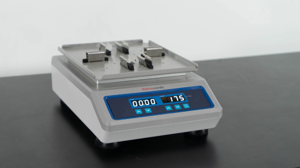 Thermo Digital Microplate Shaker | LabX.com