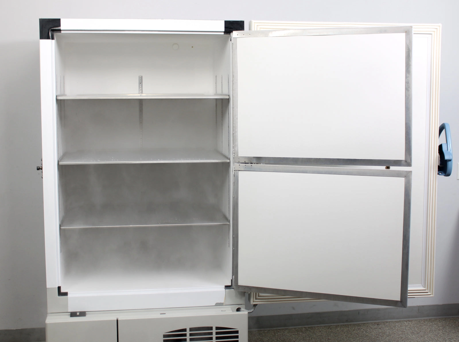 Thermo TSX Series TSX600D -86°C Upright ULT Ultra-Low Temperature ...