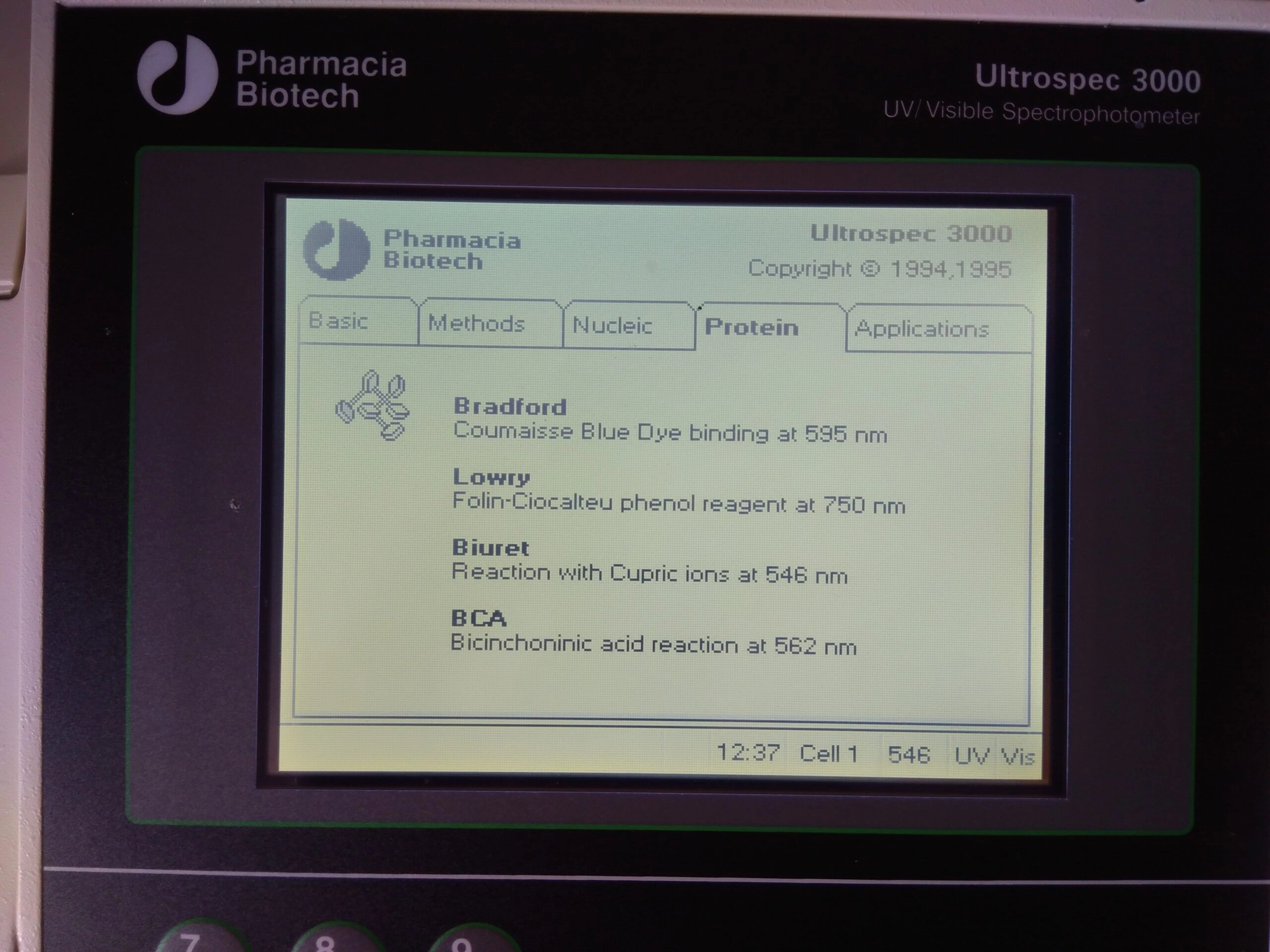 Pharmacia Ultrospec 3000 UV-VIS Scanning Spectrophotometer | LabX.com