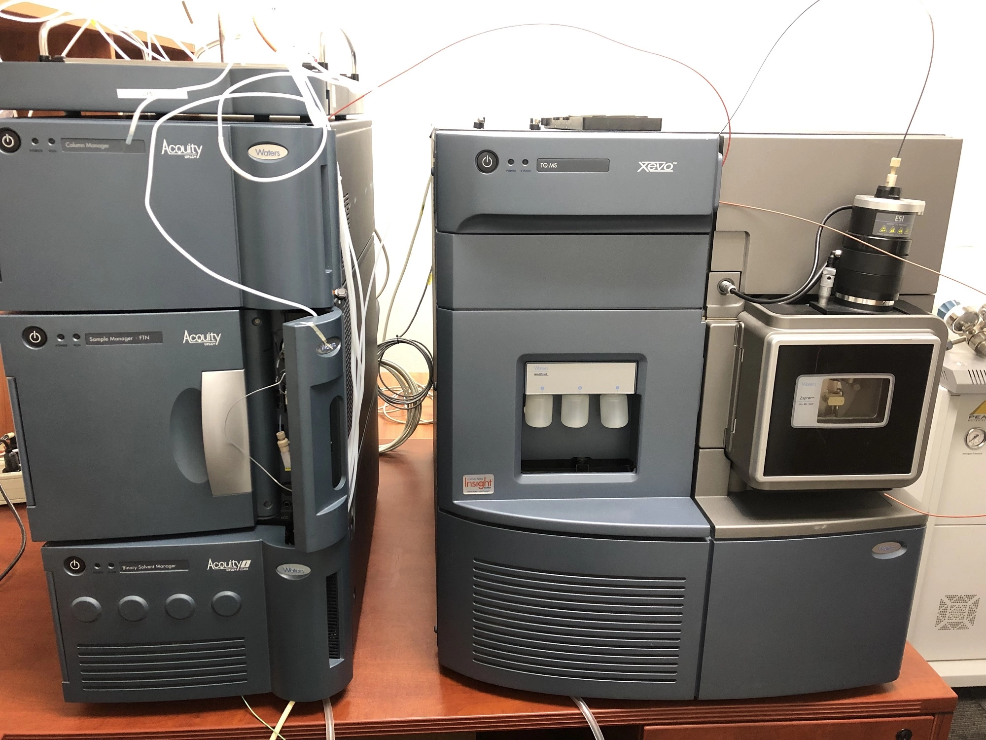 Waters XEVO TQ Mass Spectrometer LCMS Complete System | LabX.com