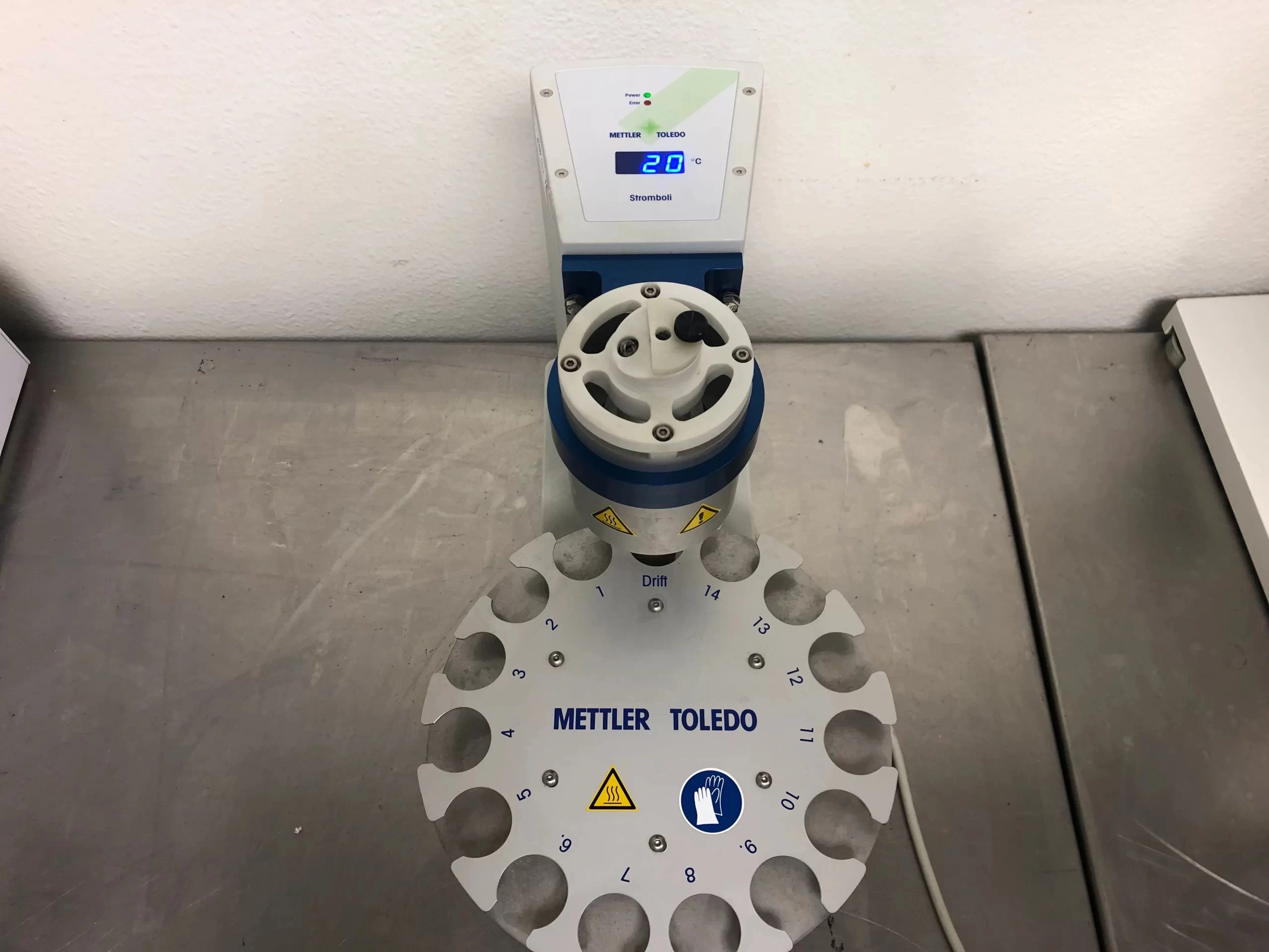 Mettler Toledo Stromboli Sample Changer | LabX.com