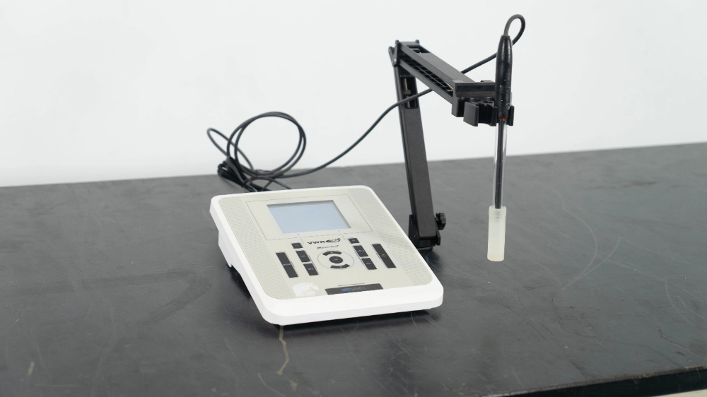 VWR MD 8000L Phenomenal Meter | LabX.com