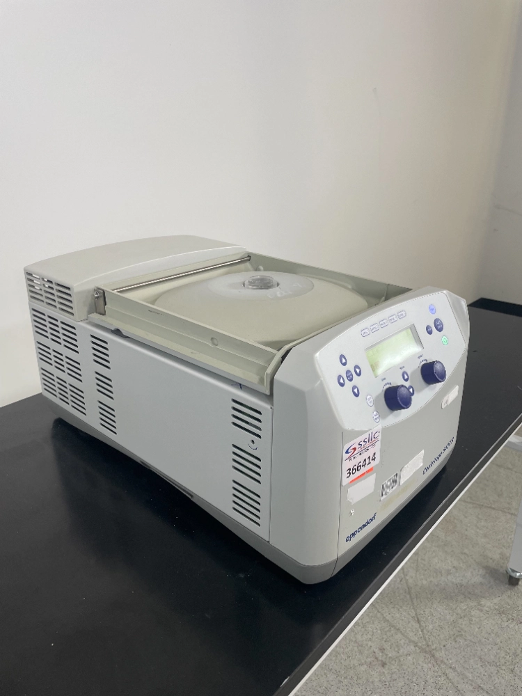 Eppendorf 5430R Refrigerated Centrifuge | LabX.com