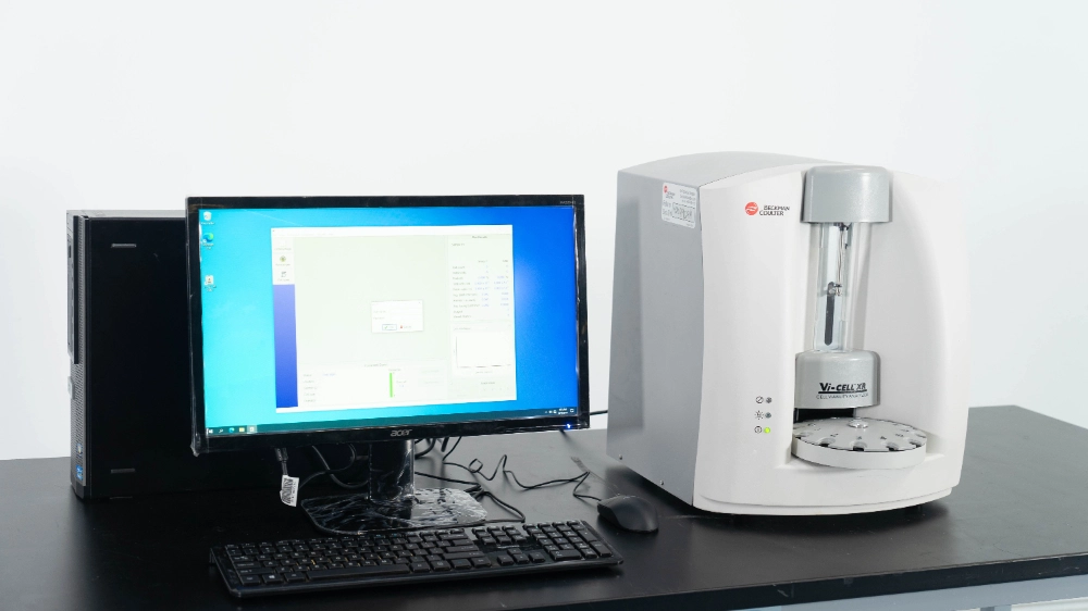 Beckman Coulter Vi-Cell XR Cell Viability Analyzer | LabX.com