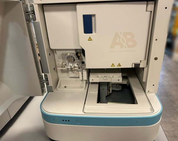 Thermo Fisher Scientific 3500 DX Genetic Analyzer | LabX.com