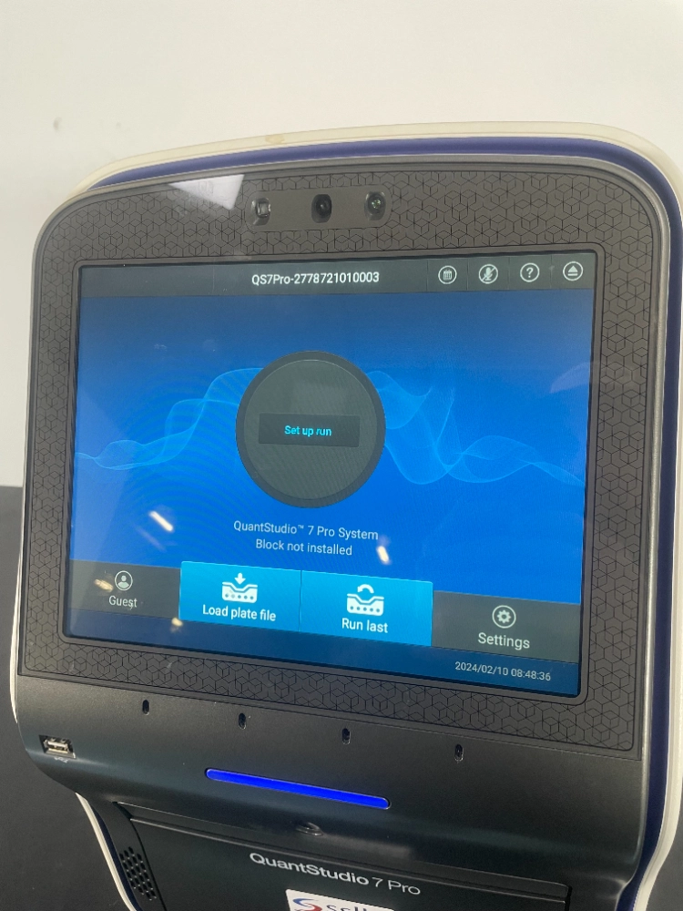 2021 Applied Biosystems QuantStudio 7 Pro Real-Time PCR System | LabX.com