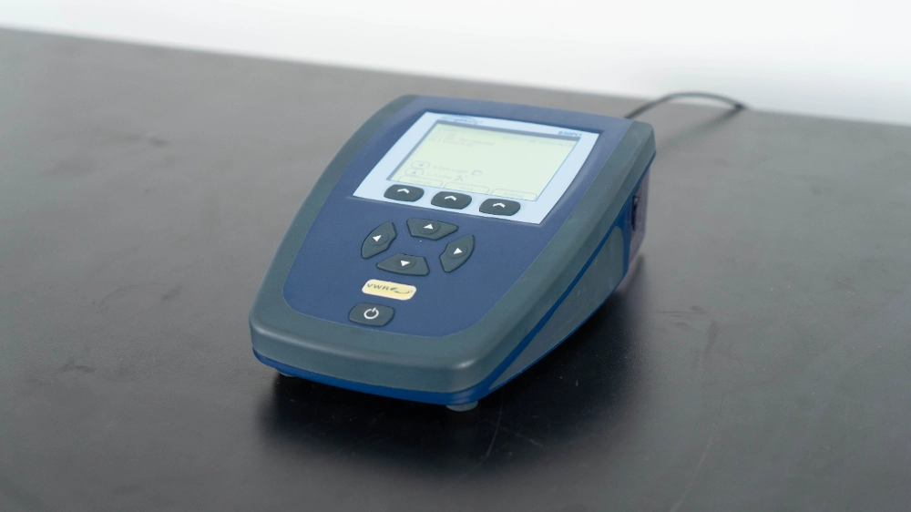 VWR sympHony B30PCI pH/Conductivity Meter | LabX.com